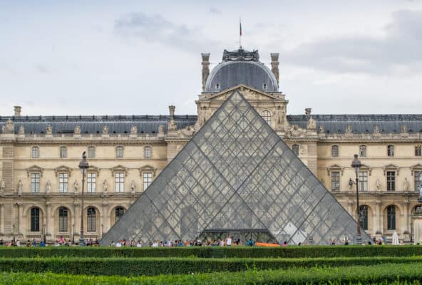 How to Buy Louvre Tickets – Even If They're Sold Out! (2024)